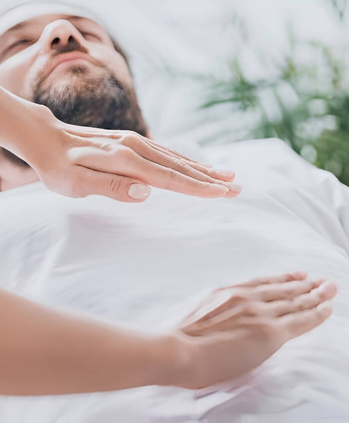 Reiki Healing in Singapore: Learn All About It